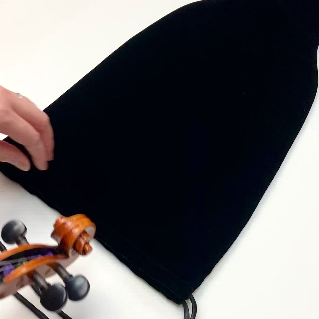 Black velvet violin sleeve drawstring – Kokon violin sleeve